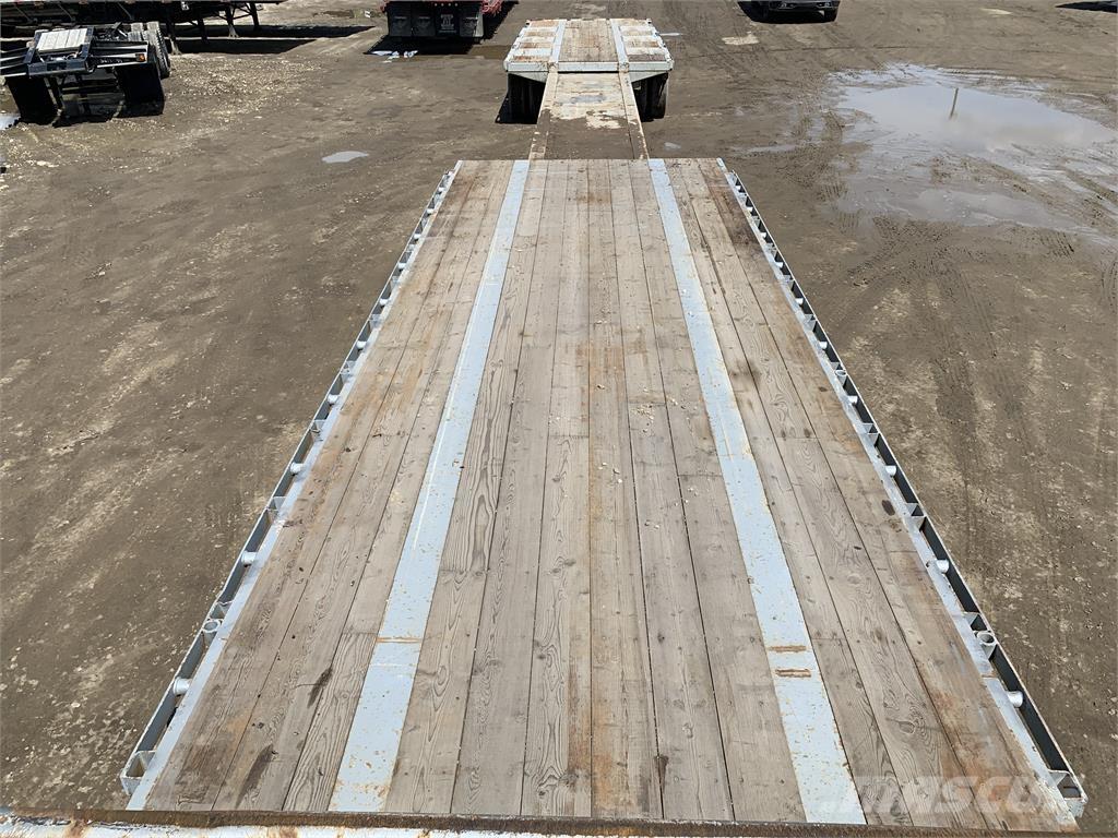 Manac 53' Tridem Extendable/Trombone Step Deck, 2006, Spruce Grove ...